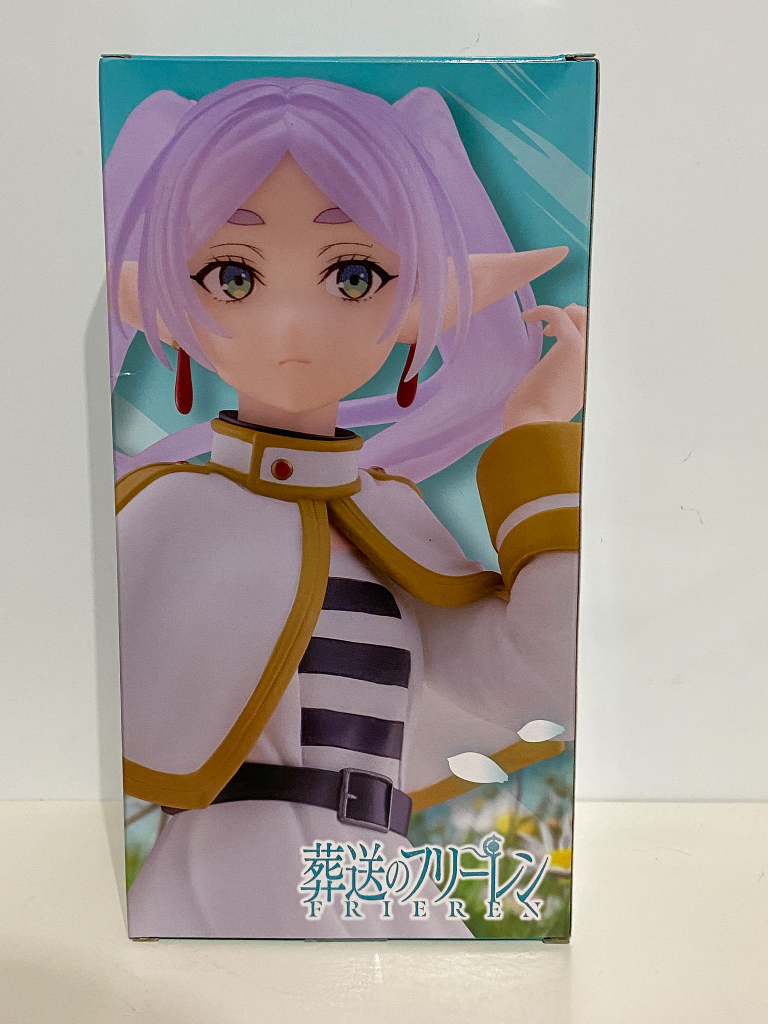 Frieren Magical Elf Figure - JALien Curiosities & Collectables