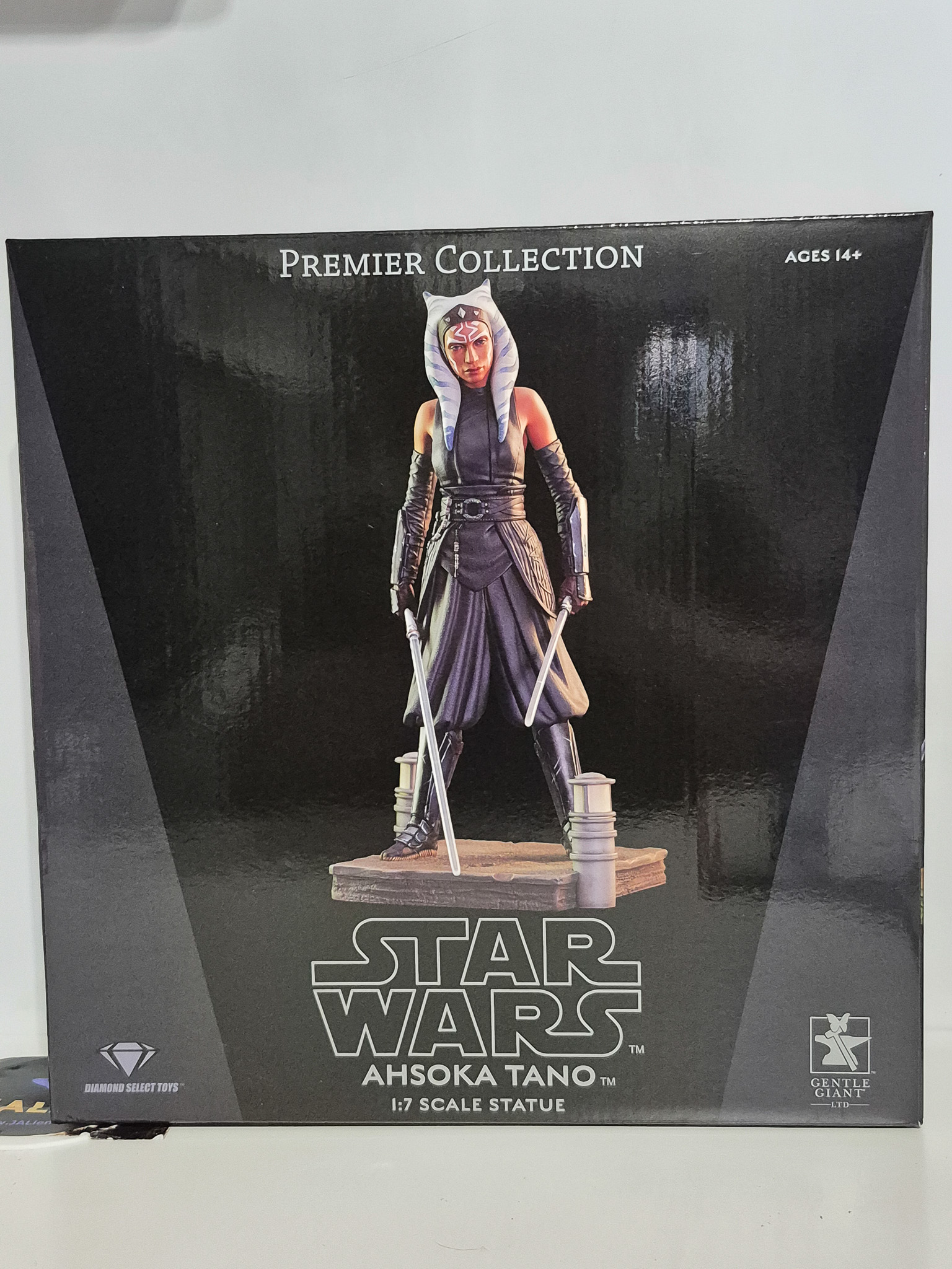 Ahsoka Tano Premier Statue - JALien Curiosities & Collectables